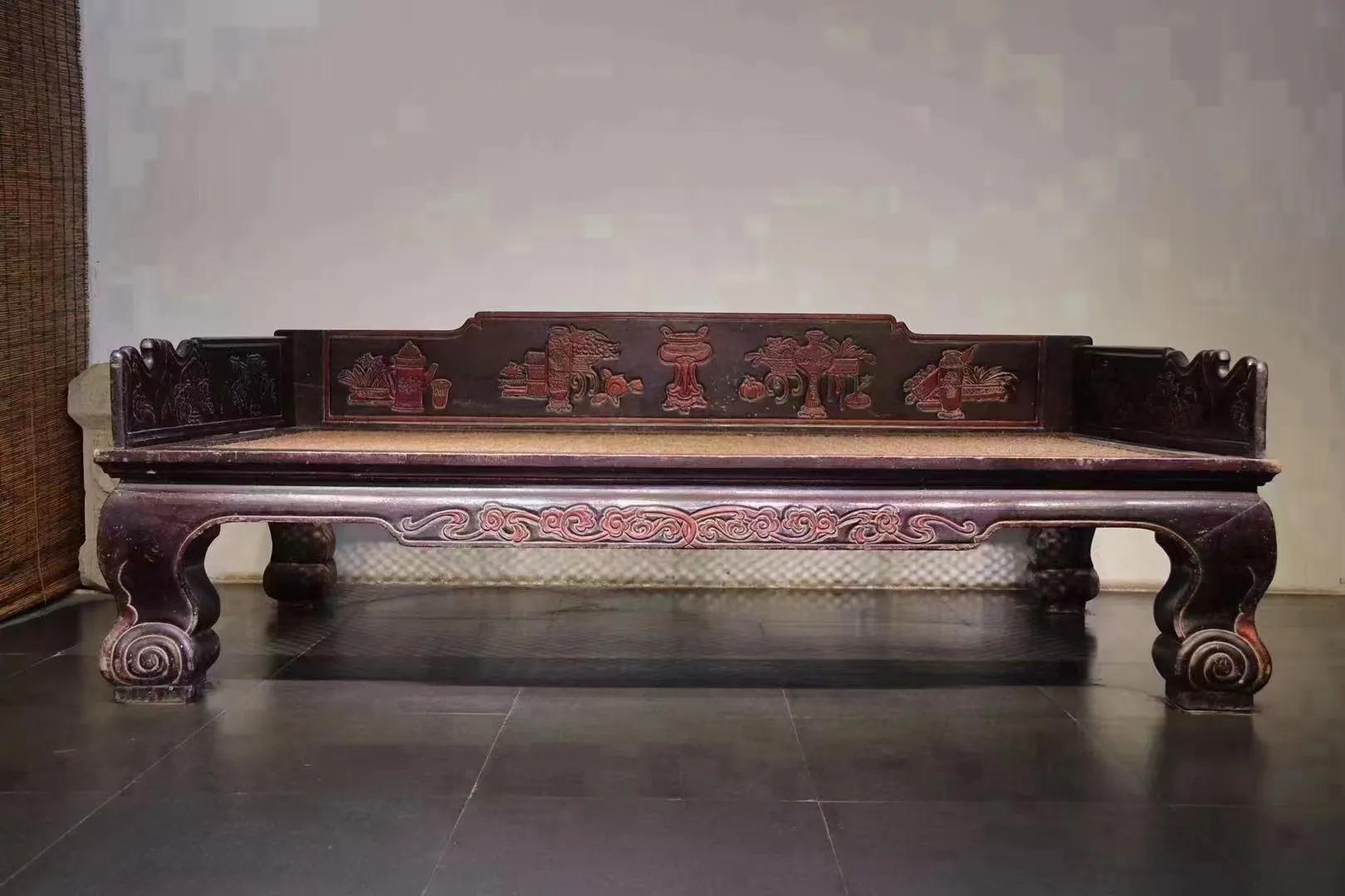 In the mid-Qing Dynasty, a three-legged Arhat bed - iNEWS