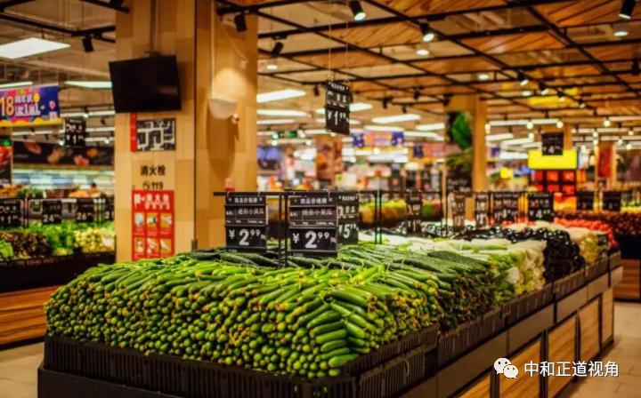 The retail giant has high debt, but the founder cashed out nearly 9 ...