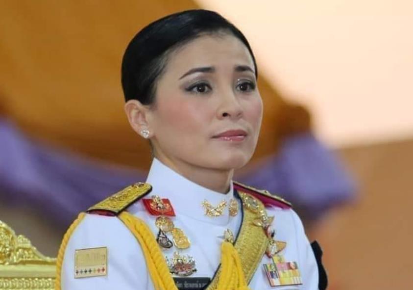 Suthida is the right girl. She charmed the King of Thailand with a ...