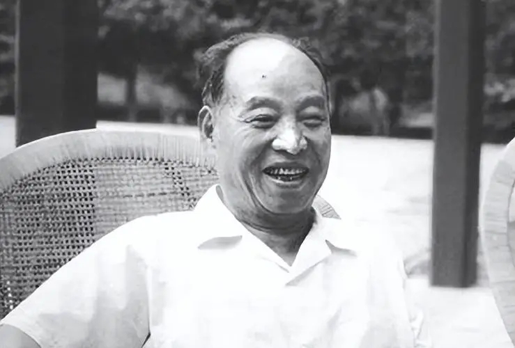 In 1981, Peng Zhen Prison visited Jiang Qing, but was scolded by Jiang ...
