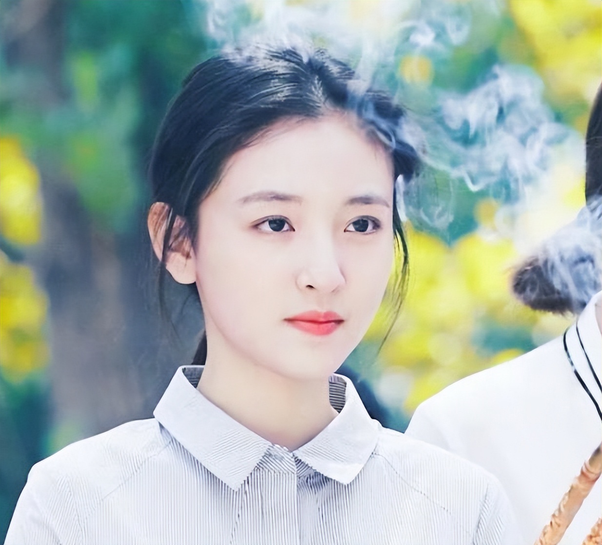 Wu Qian: At the peak of her career, she chose to have a child in hidden ...