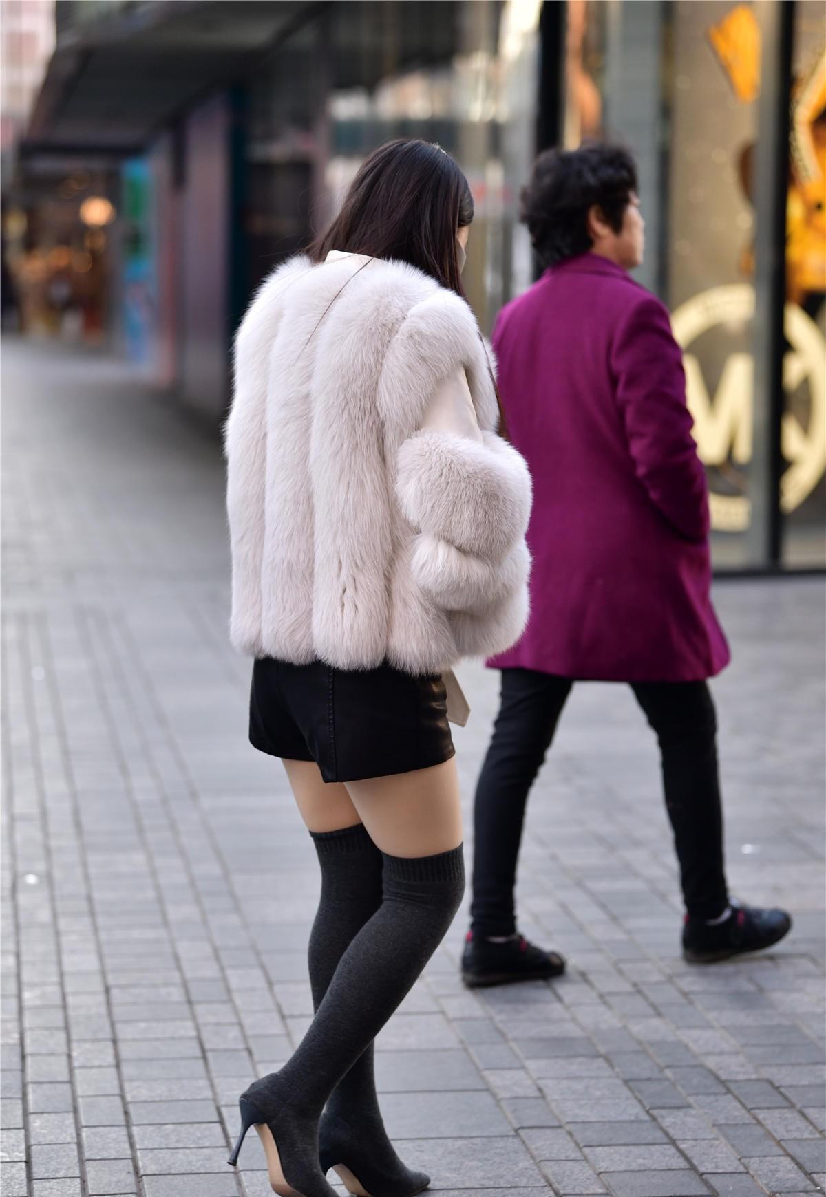 8 cm pointed toe stiletto socks, dark gray over-the-knee style, still ...