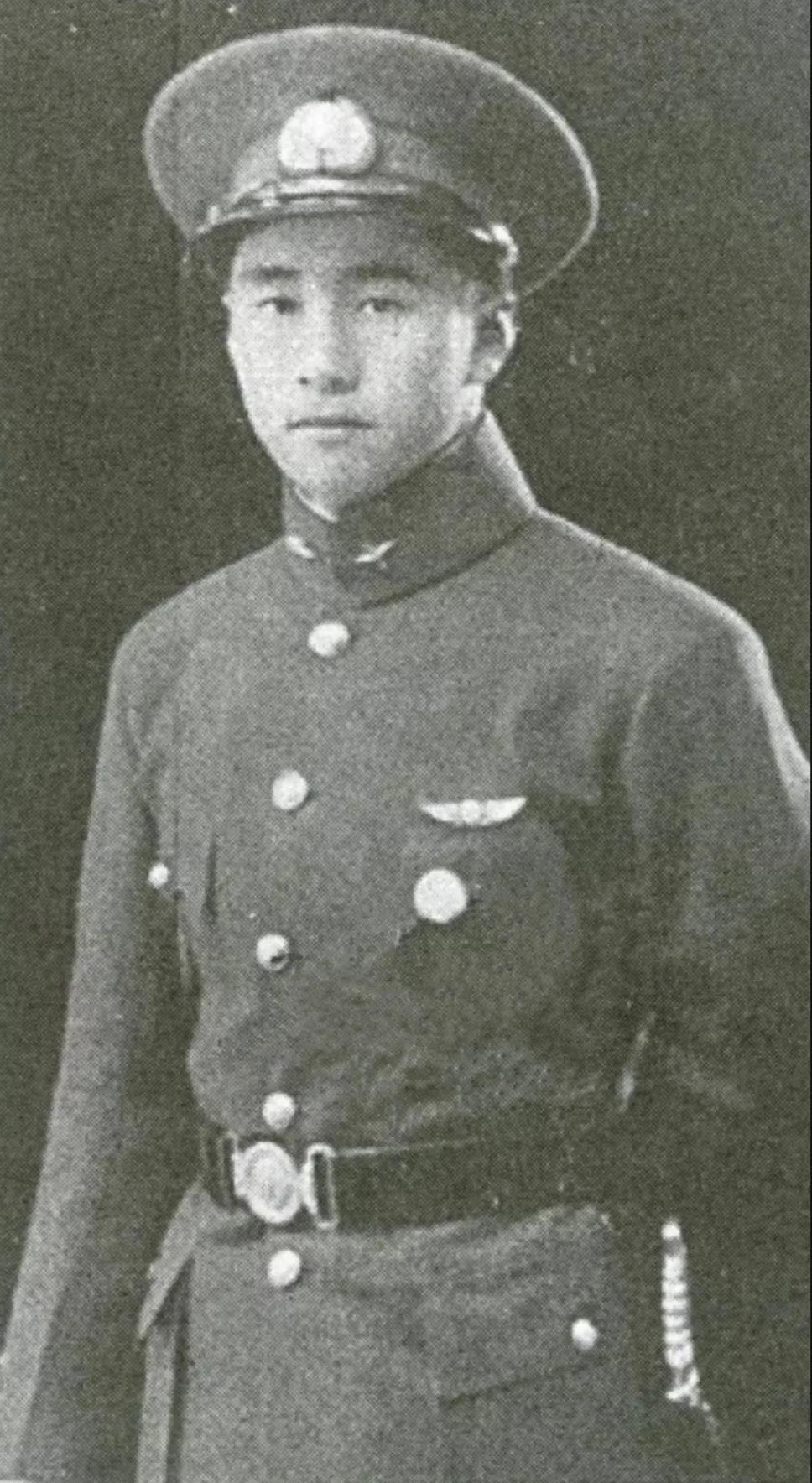 Anti-Japanese hero Chen Huaimin: At the age of 22, he flew a fighter ...