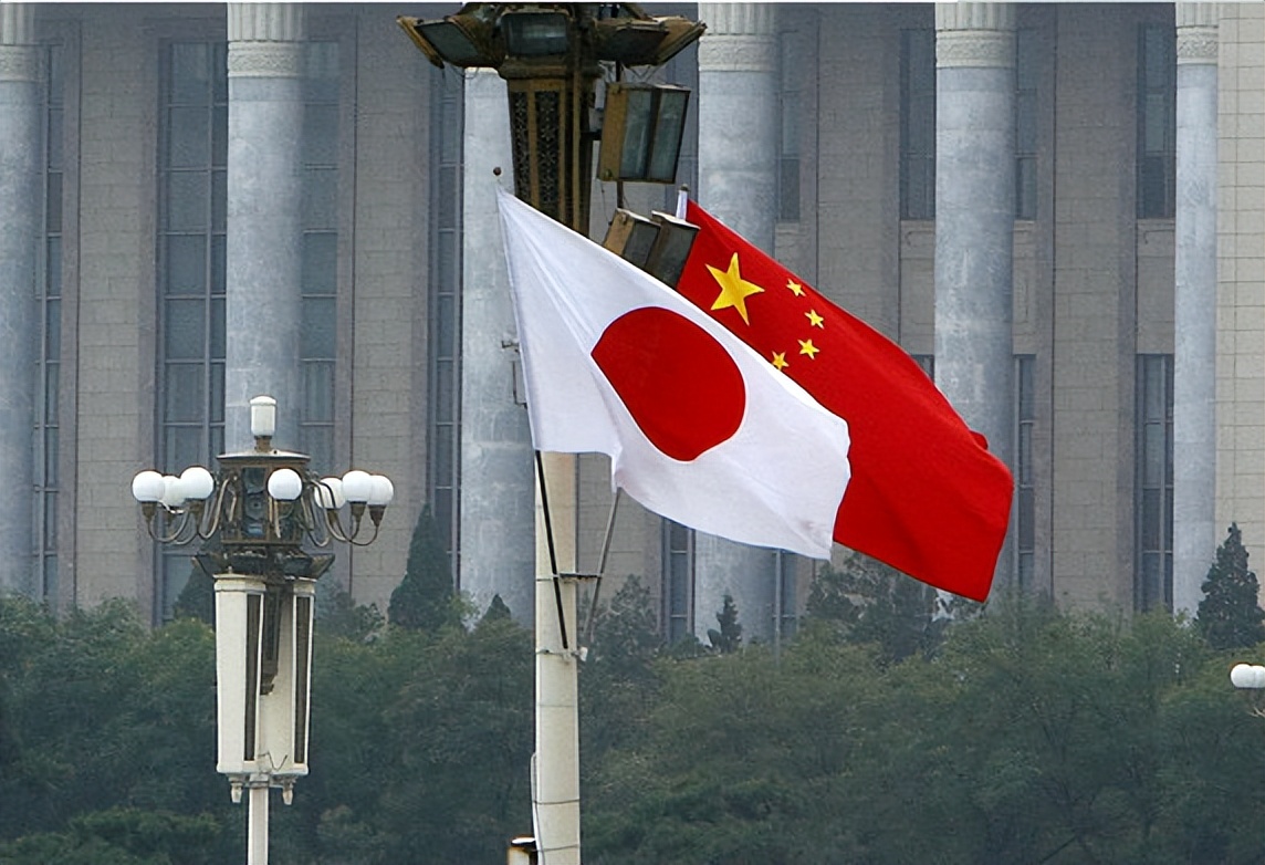 On July 26, the military confrontation escalated: Japan fled the battle ...