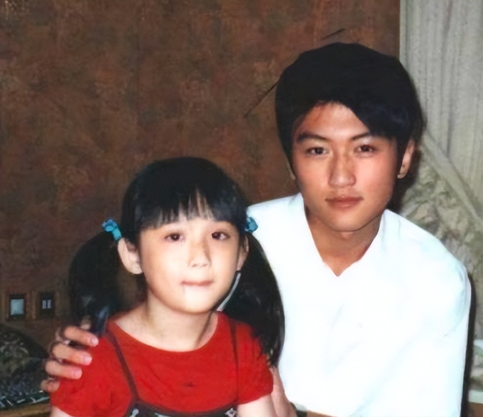 Wu Junru: Have you (Li Ronghao) seen Nicholas Tse, who is 6 years old?never seen it?I have seen ...