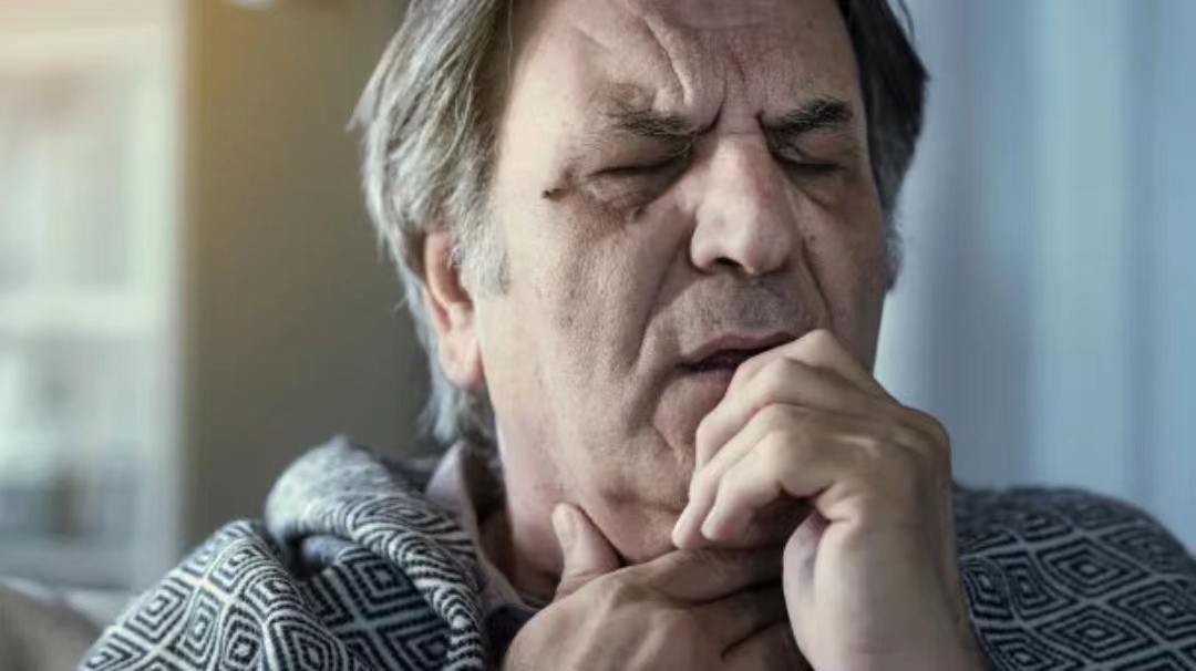 How dirty is the phlegm coughed up from the lungs? How dangerous is it ...