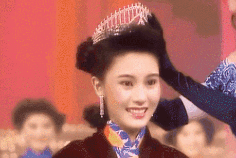 Talking about the rise and fall of Miss Hong Kong in 1975, recalling ...