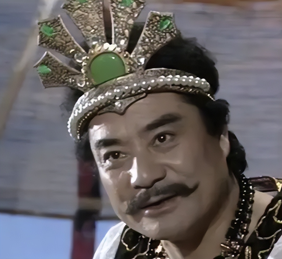 Da Qi, who played the role of King Zhou, and Fu Yiwei, who played the ...