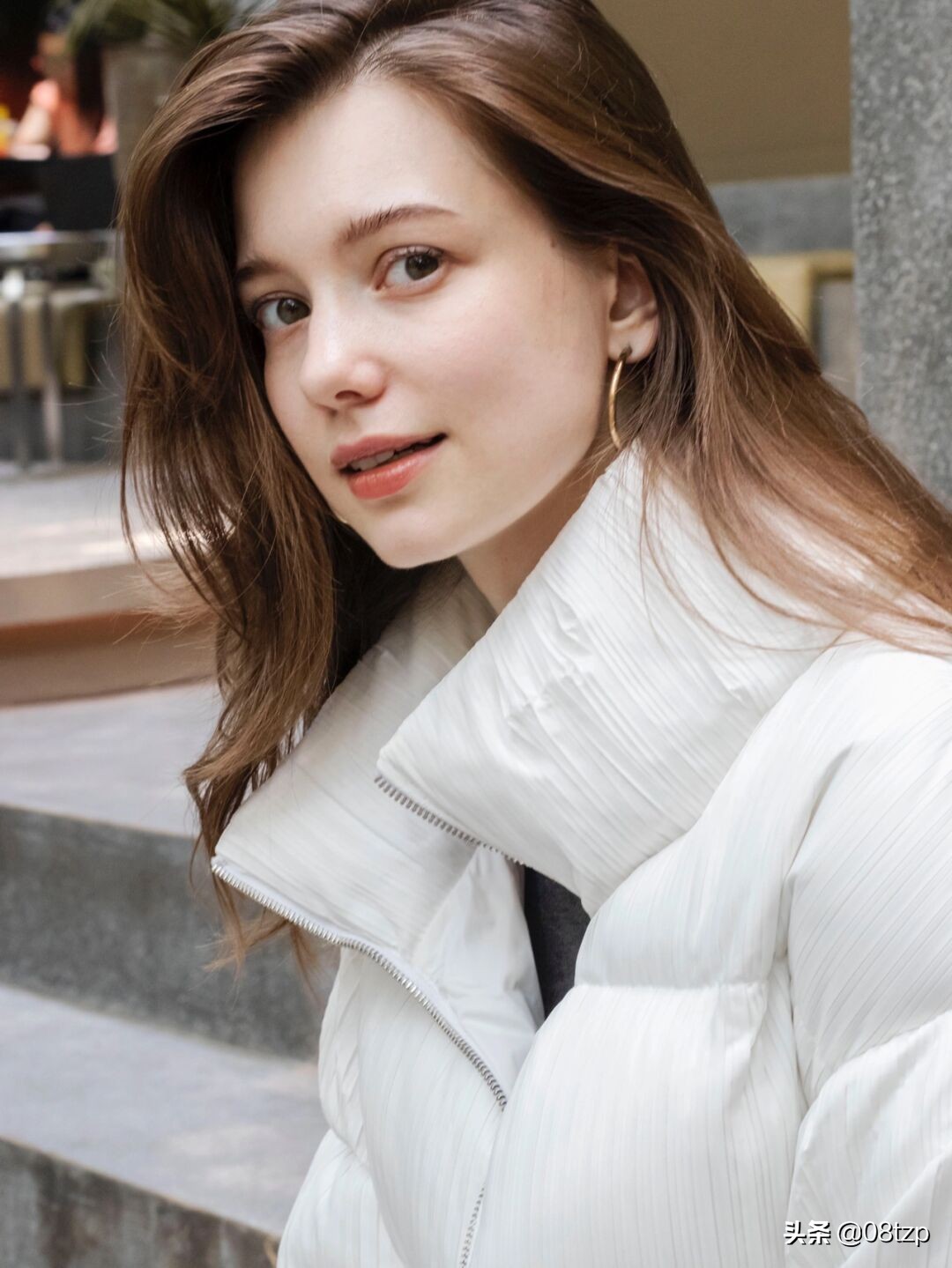 Portrait of Anna's beautiful life in China - iNEWS