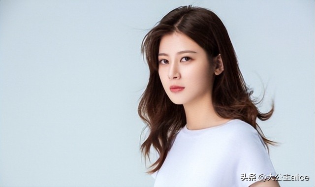 Zhao Zhaoyi: "Ice Rain and Fire" Lan Anran's appearance and acting ...