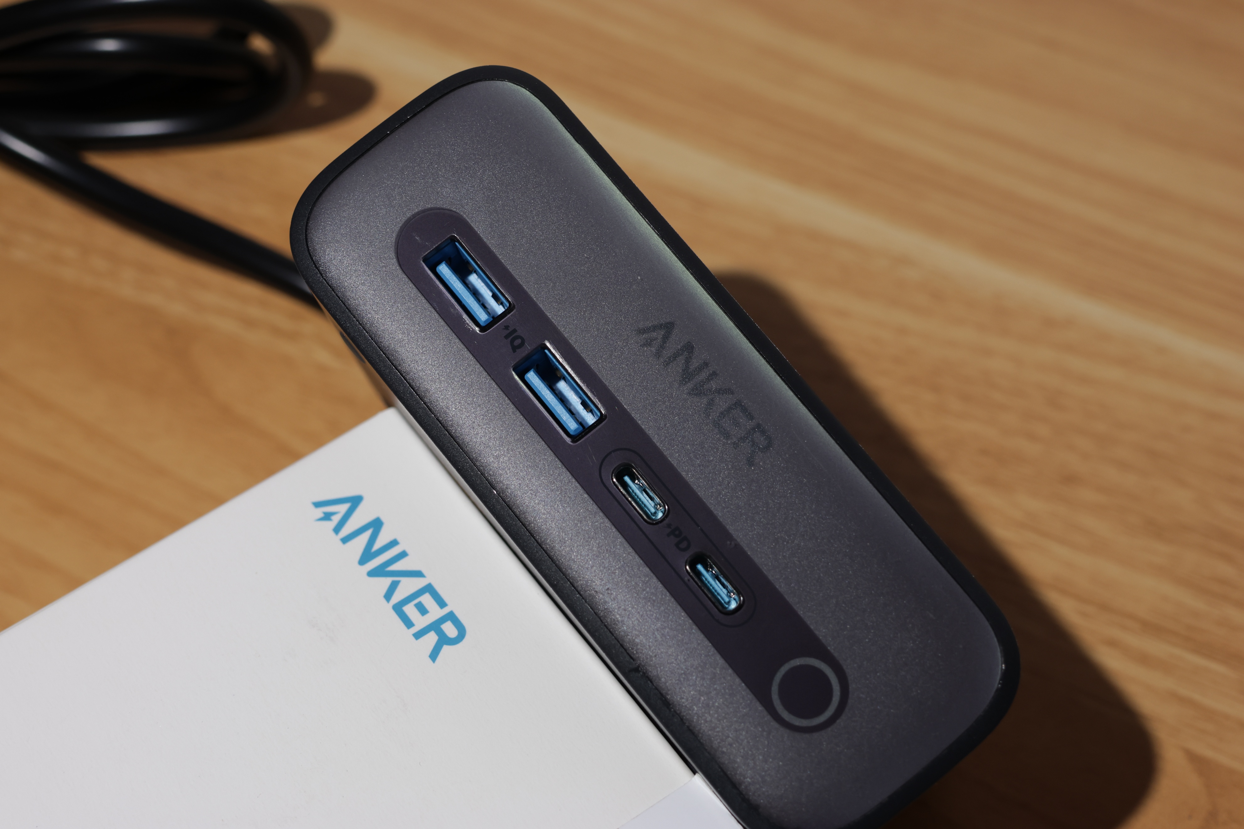 Anker 525 Full GaN 67W 6-in-1 Desktop Socket - iNEWS