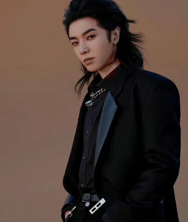 In today's Chinese music scene, how many new generation singers are ...