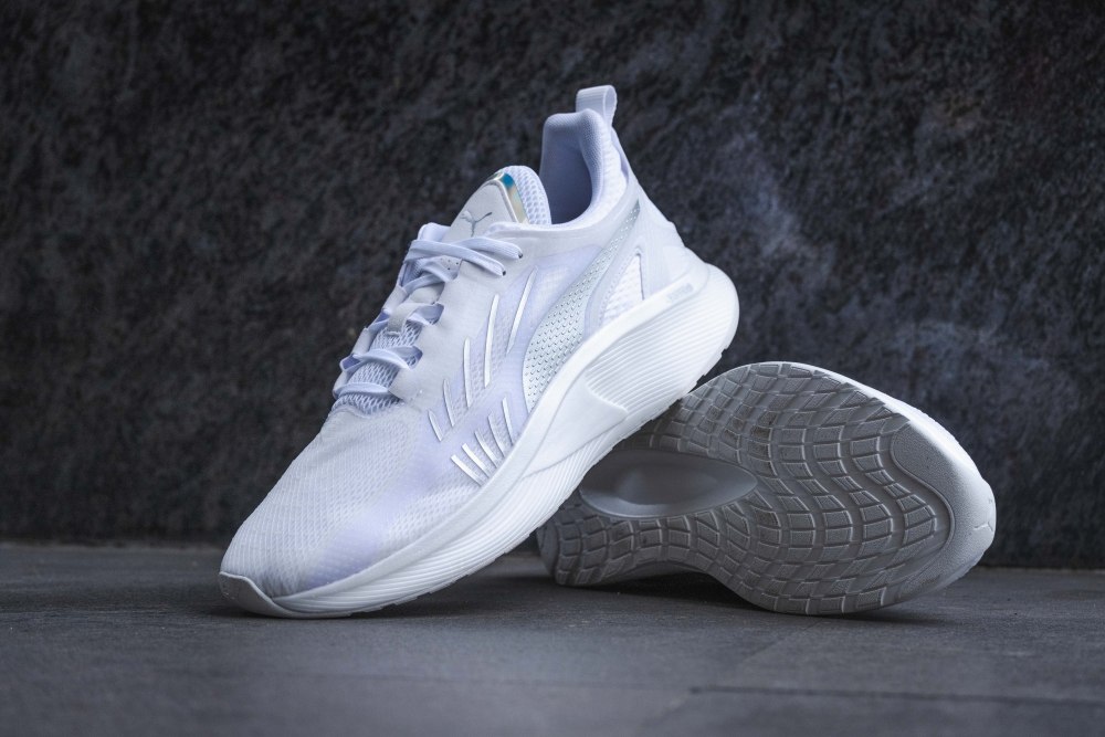 Take a closer look at the PUMA Fracture NITRO technology trendy shoes ...