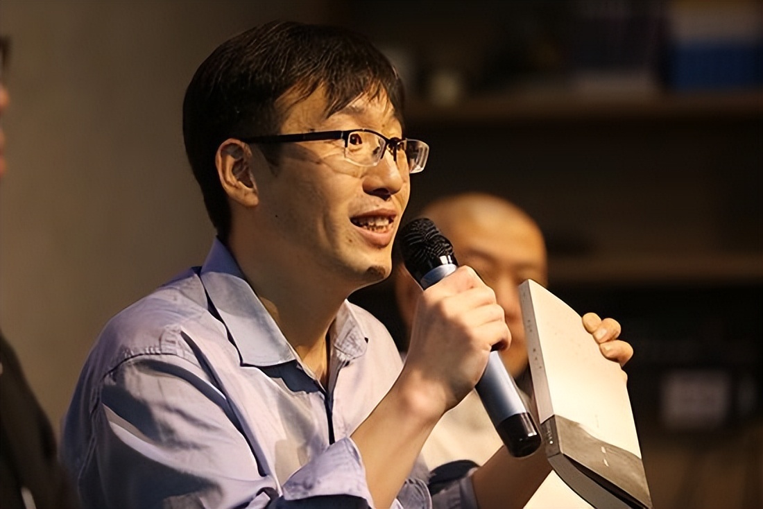 Jia Xingjia's "All the Sand in the World": Nine Free Dialogues ...