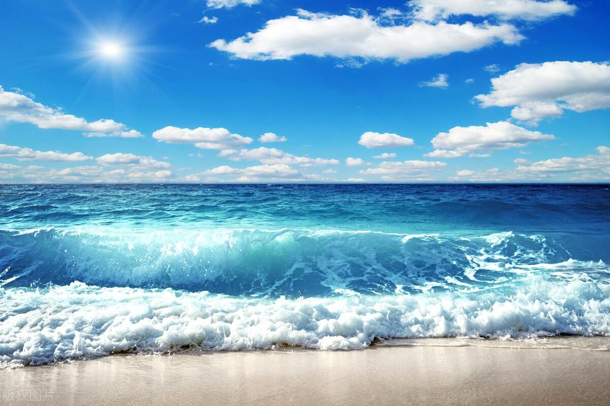 "Summer check-in season: a journey to explore paradise" - iMedia