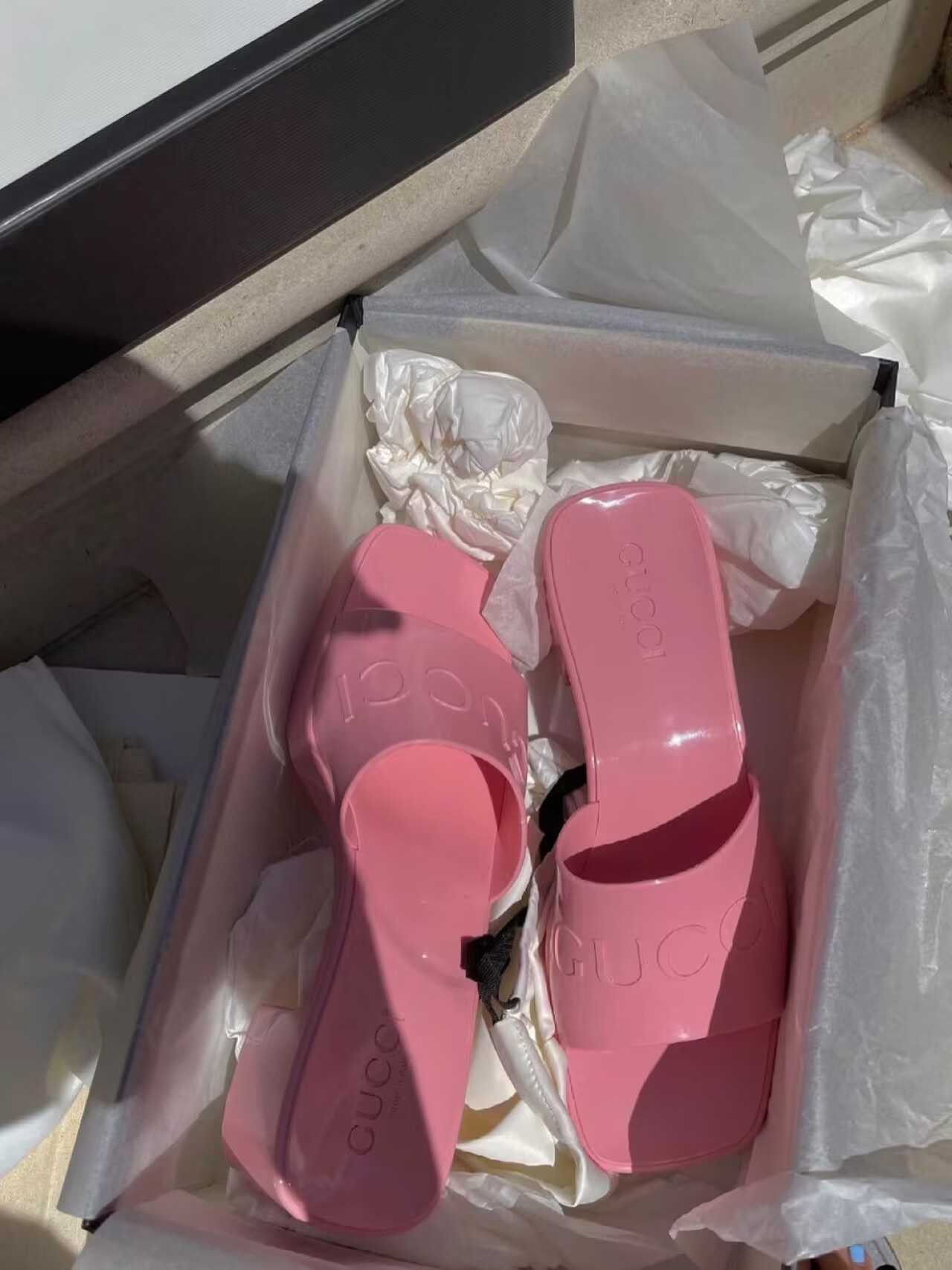 Some pretty summer items in pink - iNEWS