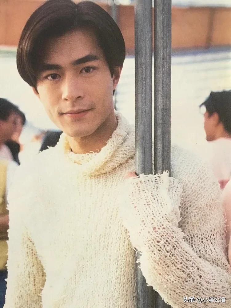 Gu Tianle's old photos are beautiful, I really like Bai Gu period ...