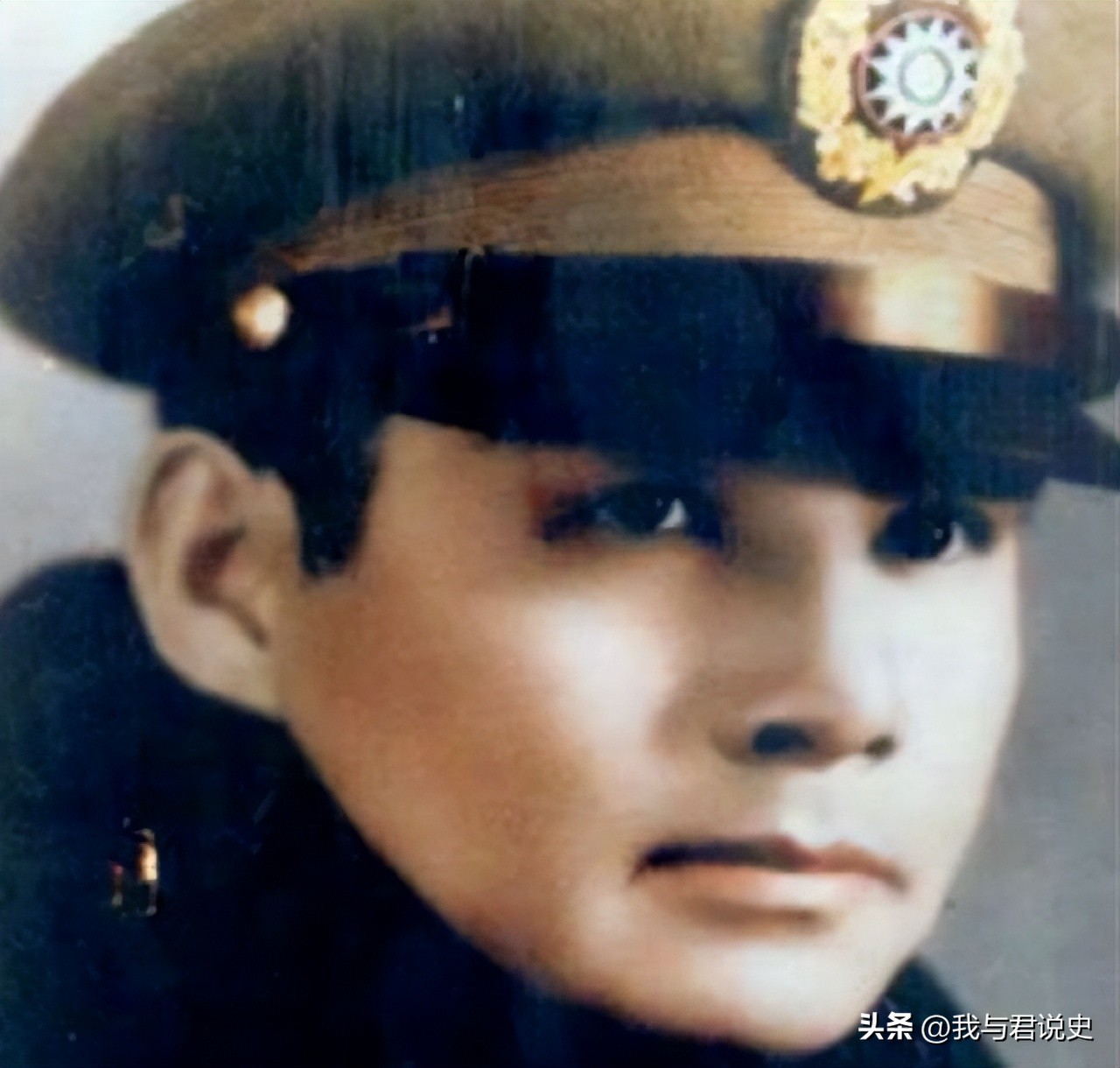 In 1947, the photo of Zhang Lingfu when he was buried, a good coffin ...