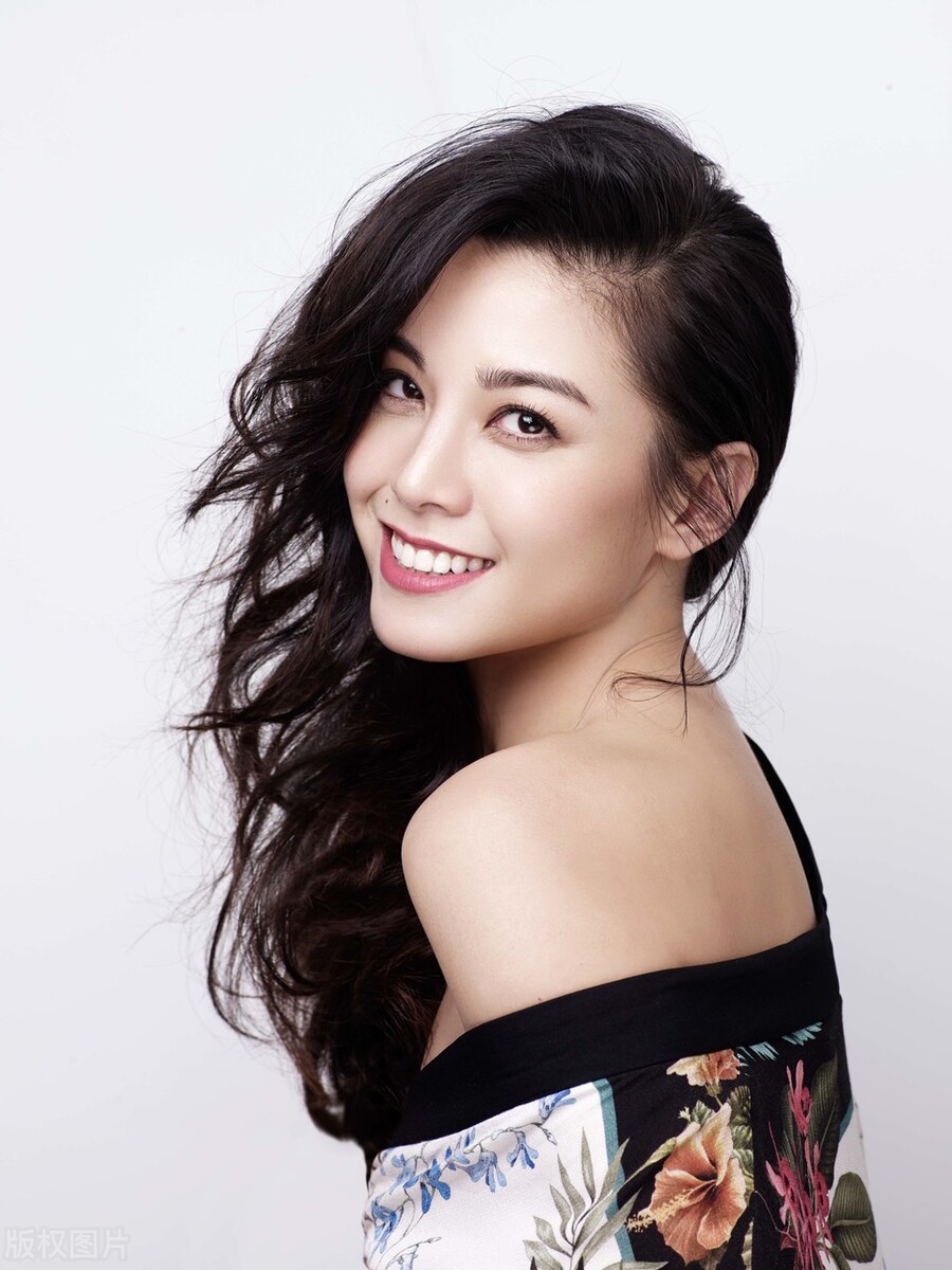 From the champion of Miss Chinese to the owner of the winery, Benny Liu ...