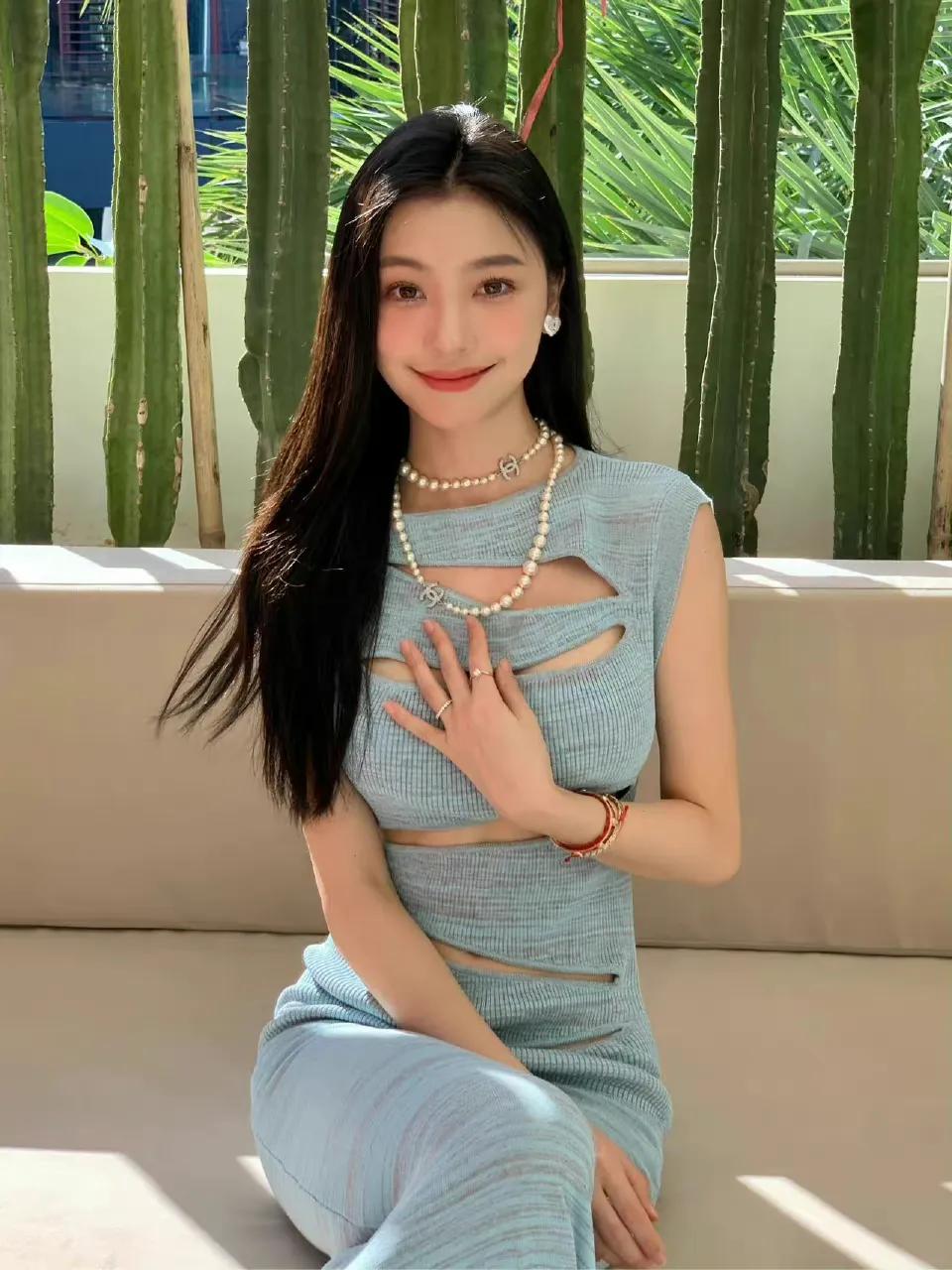 Pretty face sniping Yi Mengling - iNEWS