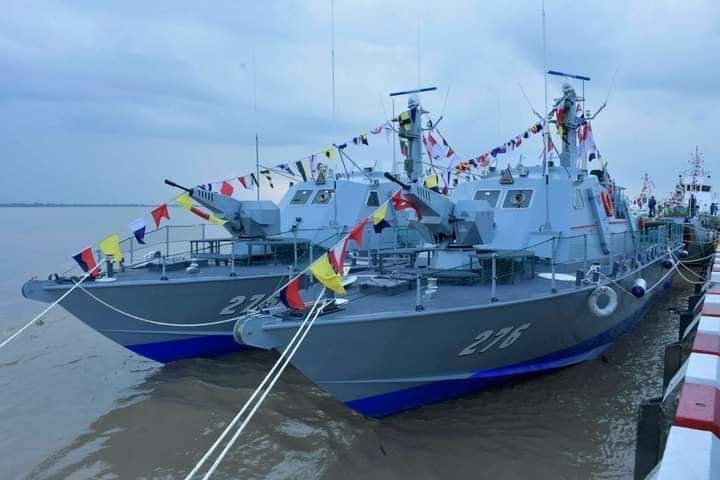 Another civil war weapon, the Israeli "Super Devola" Mk III patrol boat ...
