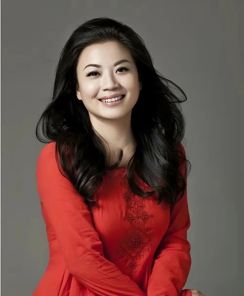 Singer Zhang Ye: 55 years old, unmarried and childless, and his ...