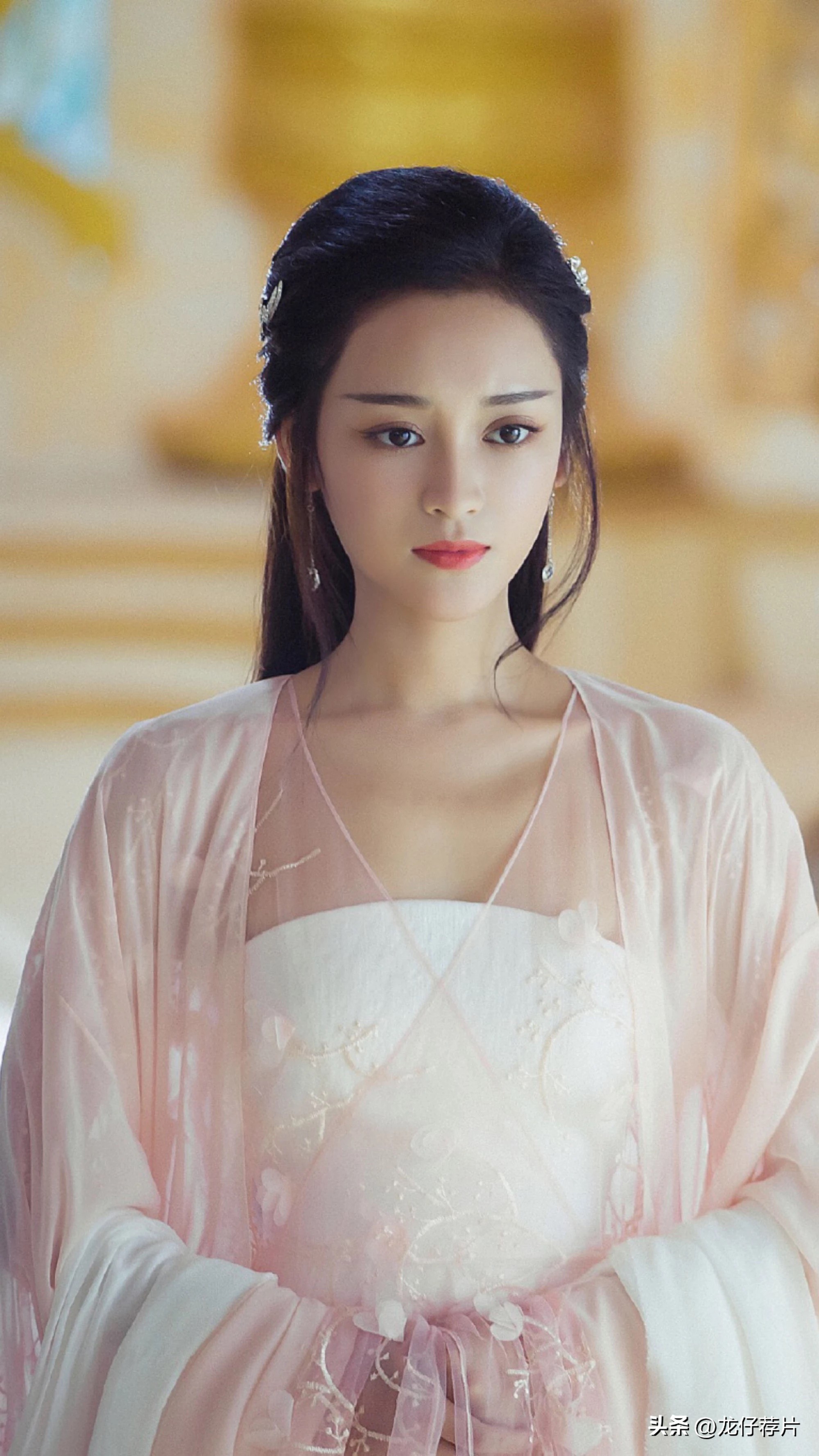 Luo Yunxi's "Yan Xin Ji" became popular before it was broadcast. Seeing ...