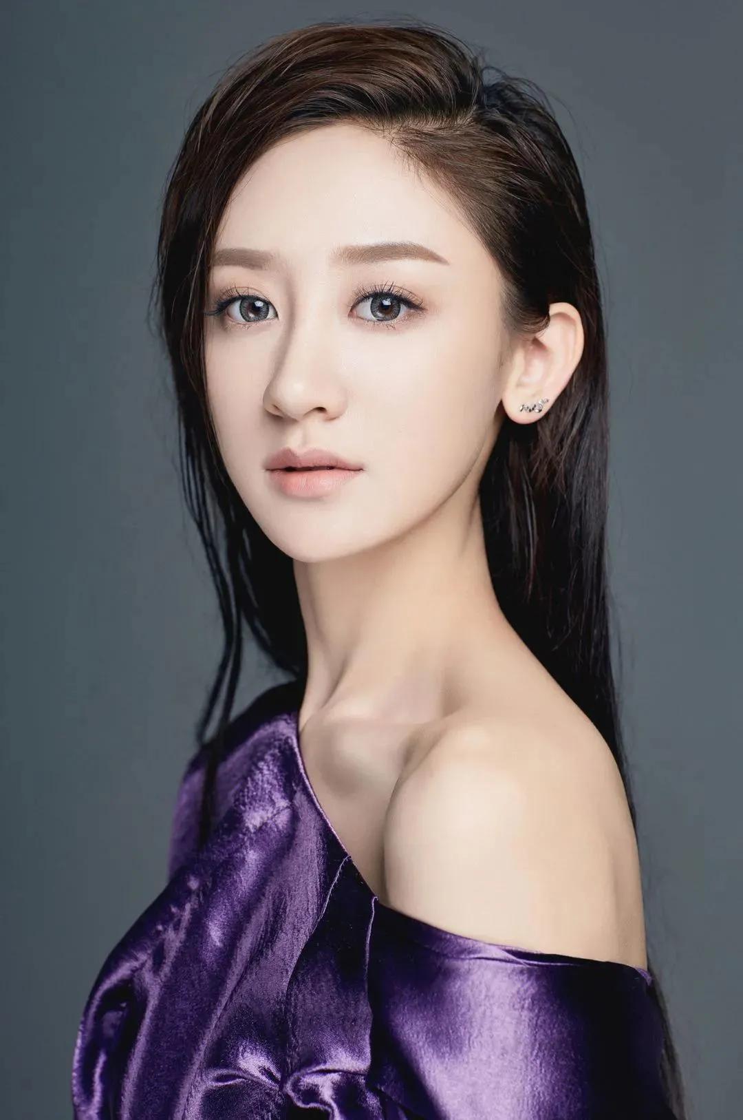 Li Yiran is so beautiful - iNEWS