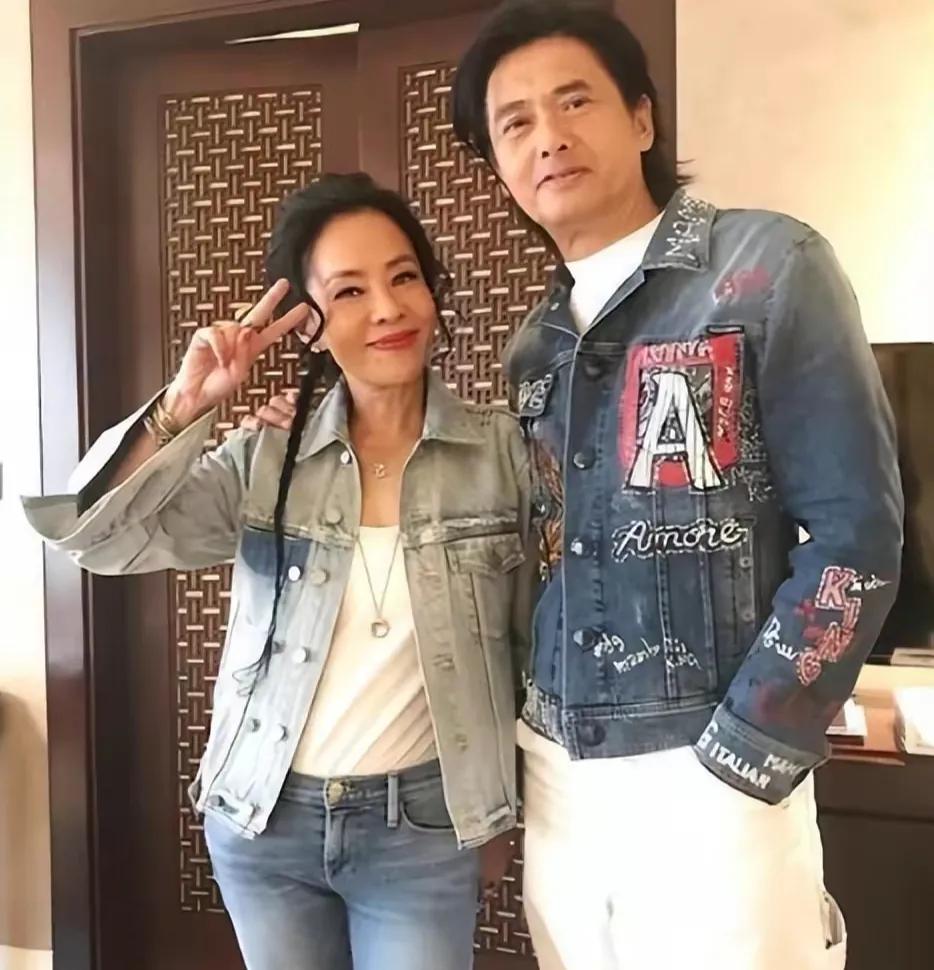 Zhou Runfa's wife deserves to be the daughter of the richest man! It's ...