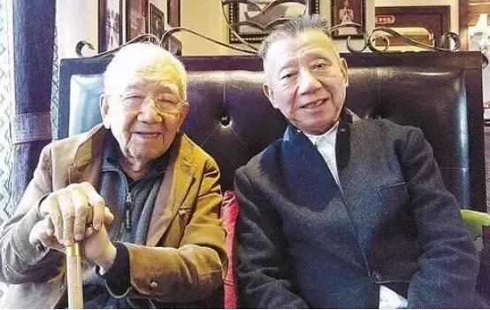 The status is respected, such as Luo Dayou, who is his "junior ...