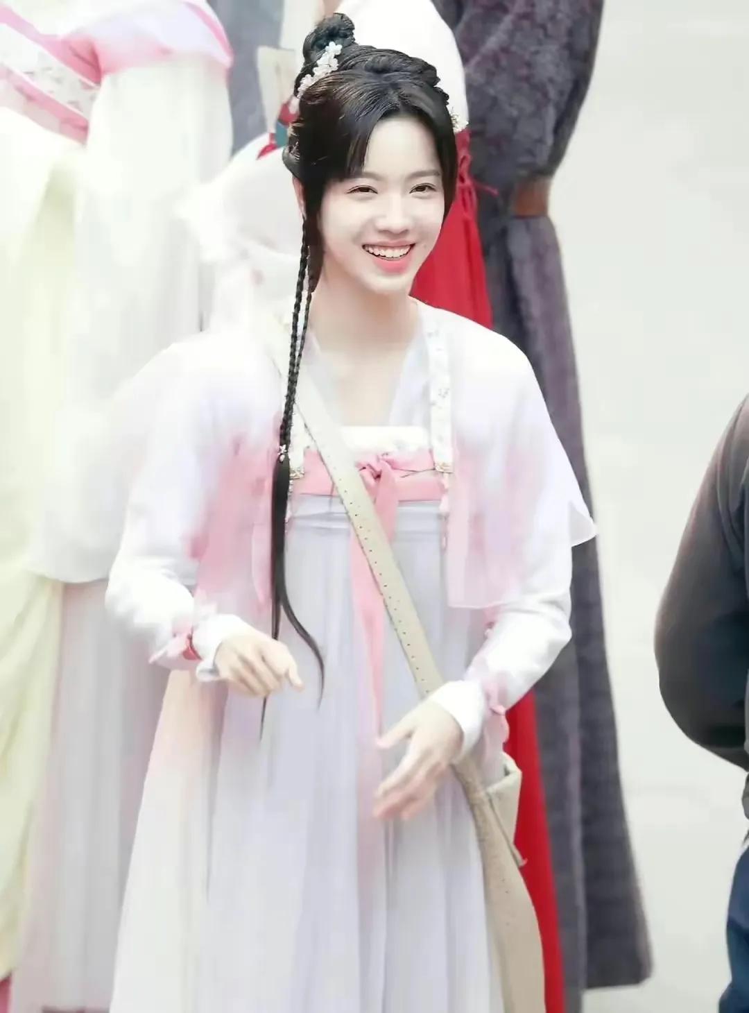 The Nth edition of The Legend of the Condor Heroes, this time Huang ...