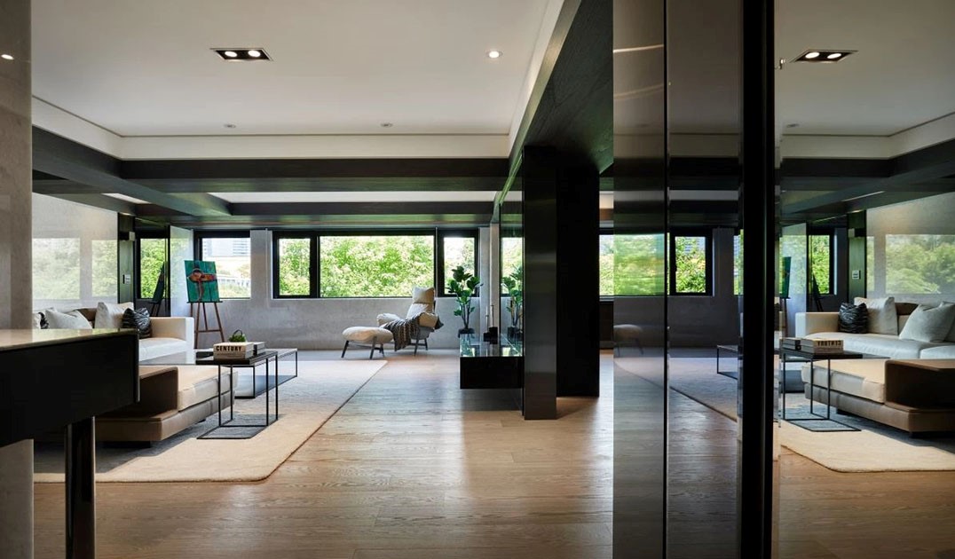 After 60s, the 168㎡ large flat floor was changed to a low-luxury and ...