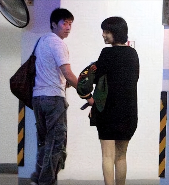 "Merry" Gao Yuanyuan: Zhang Yadong was cut off by Xu Jinglei for urging ...