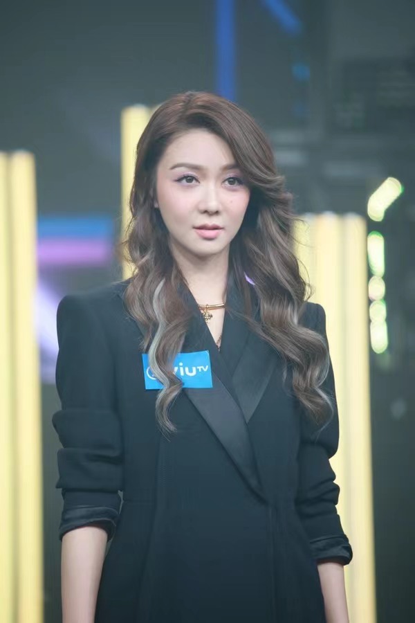 Fiona Sit's beautiful photos change her face to look like Fan Bingbing ...