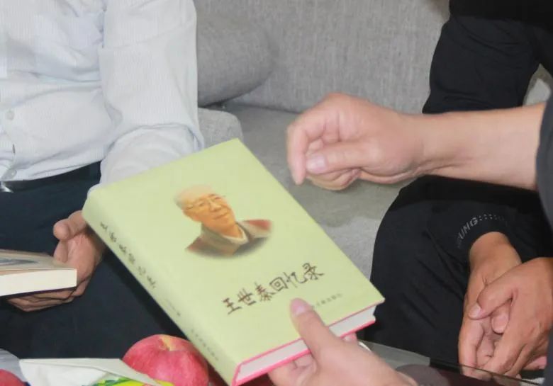 Luochuan → Lanzhou Wang Shitai's wife Wei Nai: I really want to go back to Luochuan - iNEWS