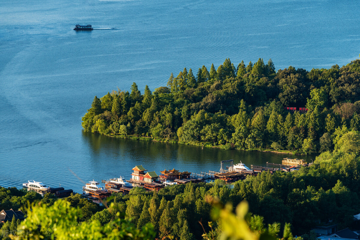 Couplets Tales and Legends (260) - iNEWS