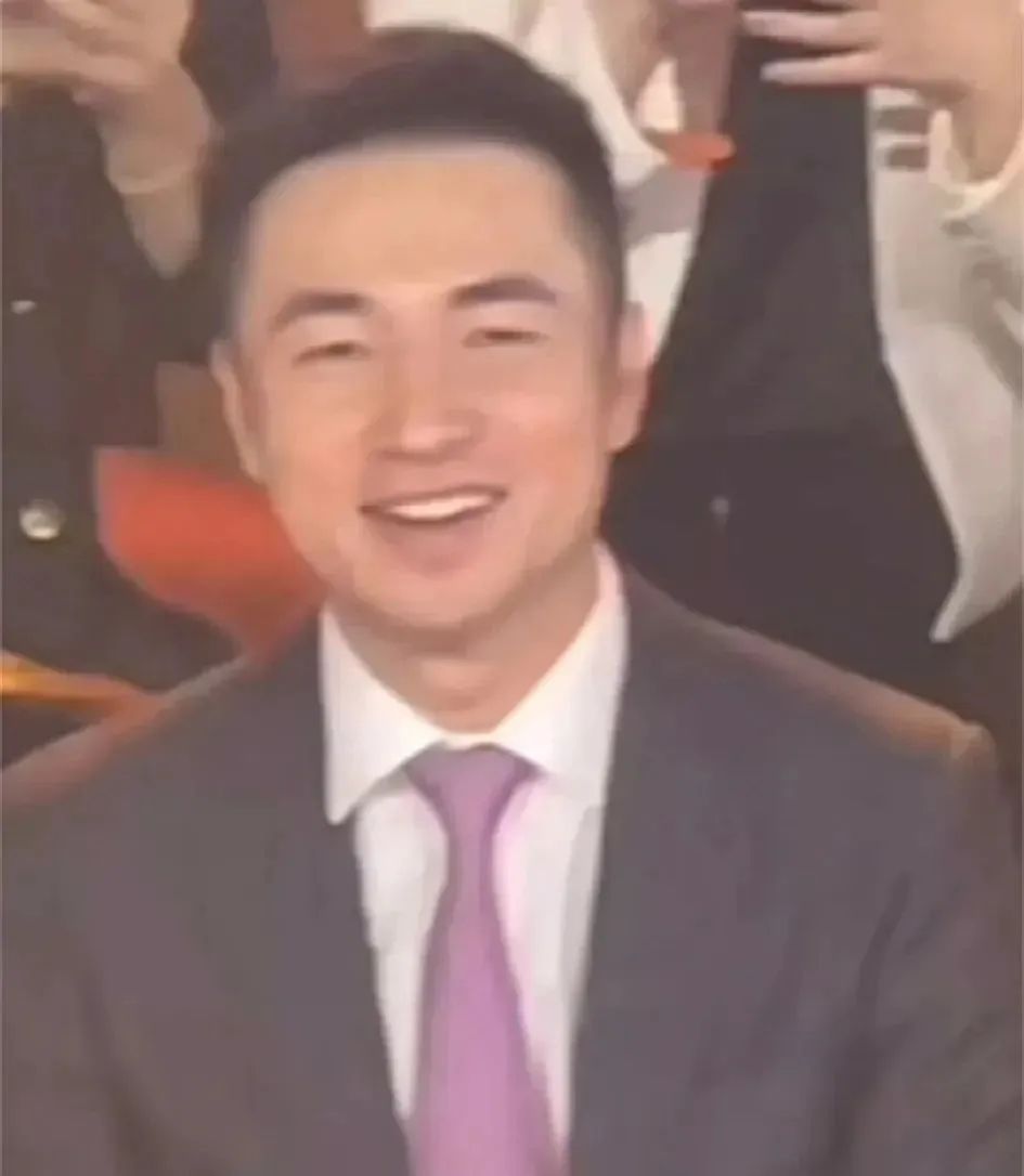 Wang Xinling's fanboy Lai Junlin, the domineering president in 180cm ...