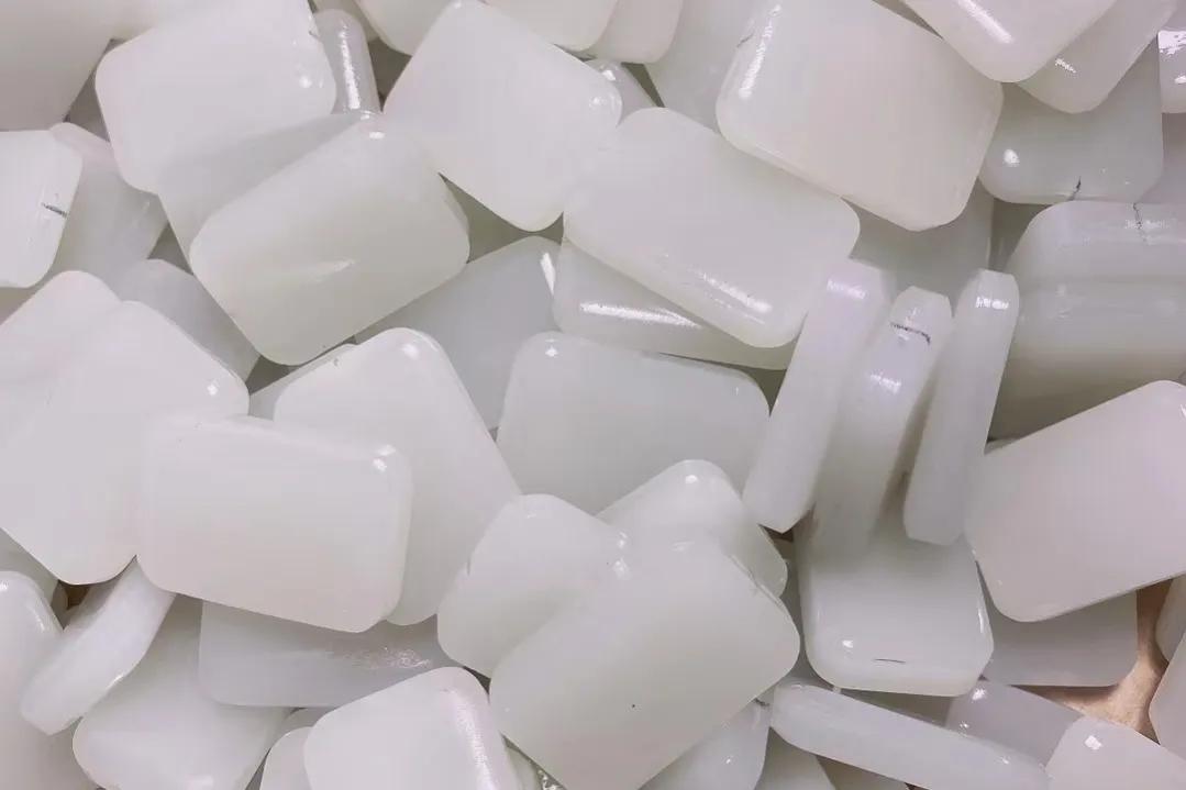 Color Type of Hetian Jade - White Jade - iMedia