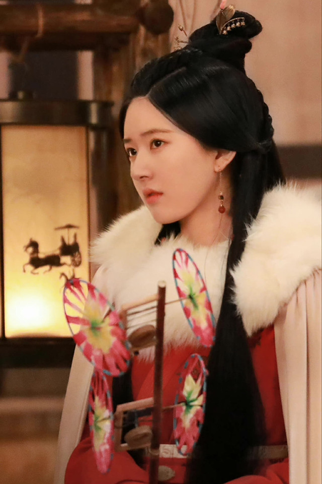 Spoiler for "Star Man is Splendid": Shao Shang kisses his Adam's apple ...