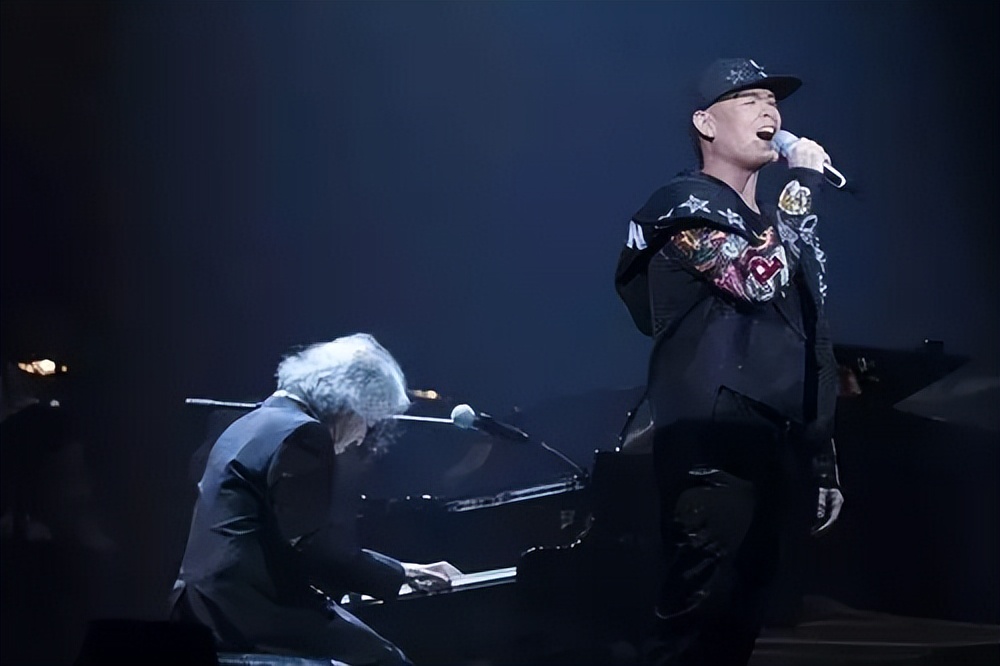 Not only Jacky Cheung's successor to Eason Chan, but Jian Tian is a ...