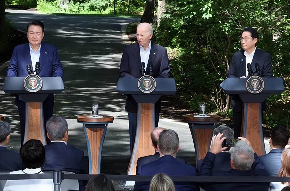 Biden, Yin Xiyue, and Kishida Fumio met and issued three statements in ...