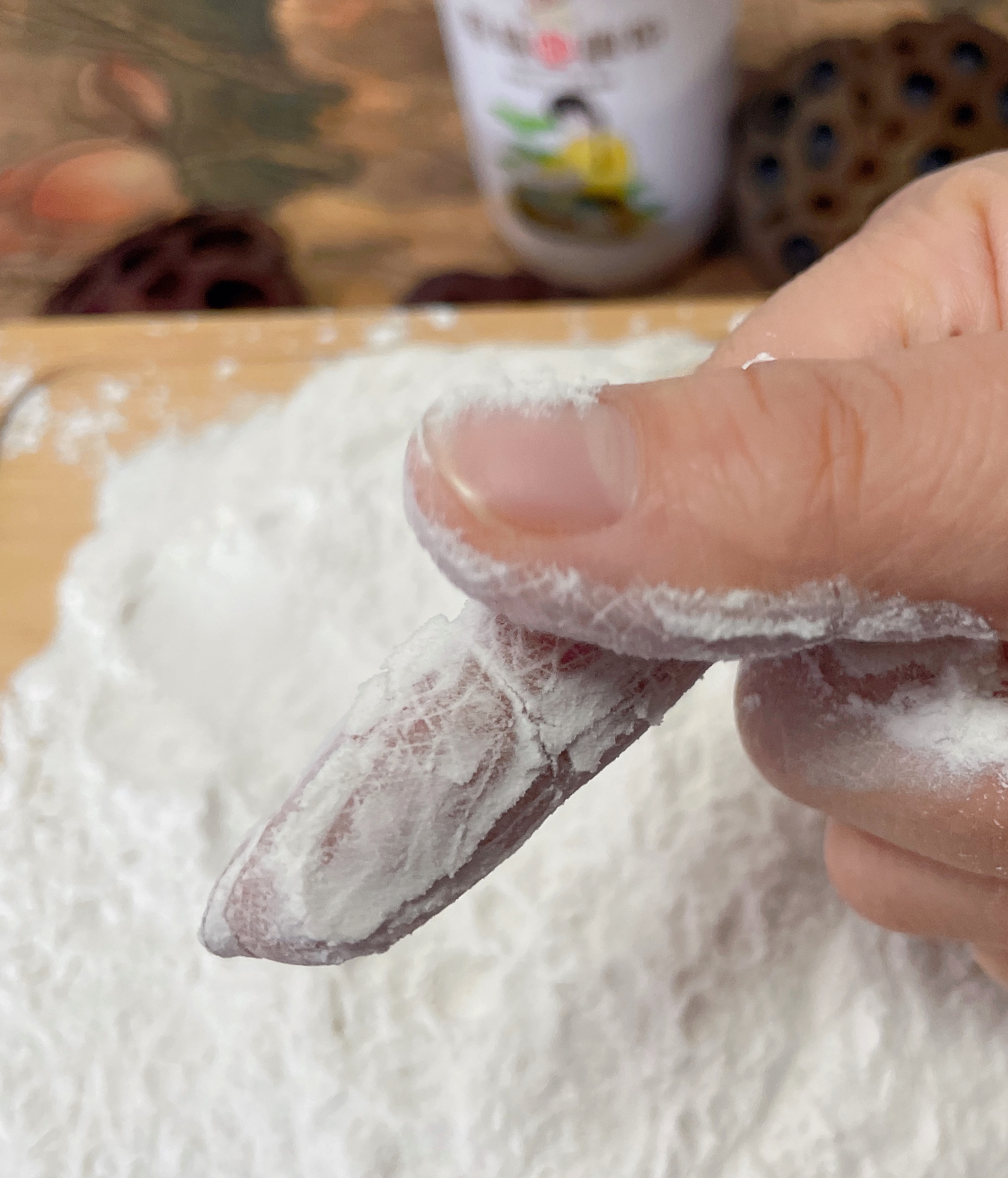 Three-step method of brewing pure lotus root powder - iNEWS