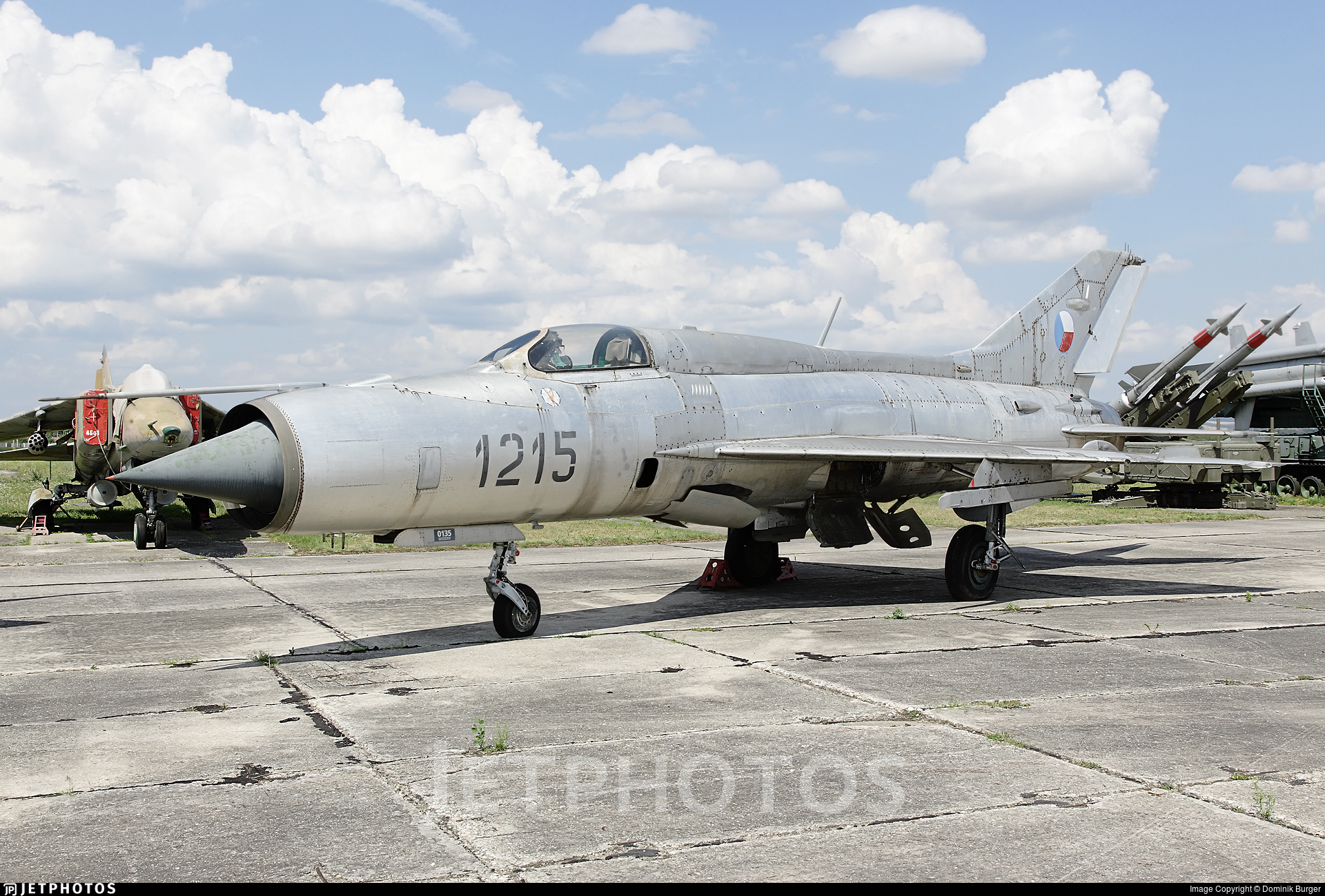 India's MiG-21FL fighter - iNEWS