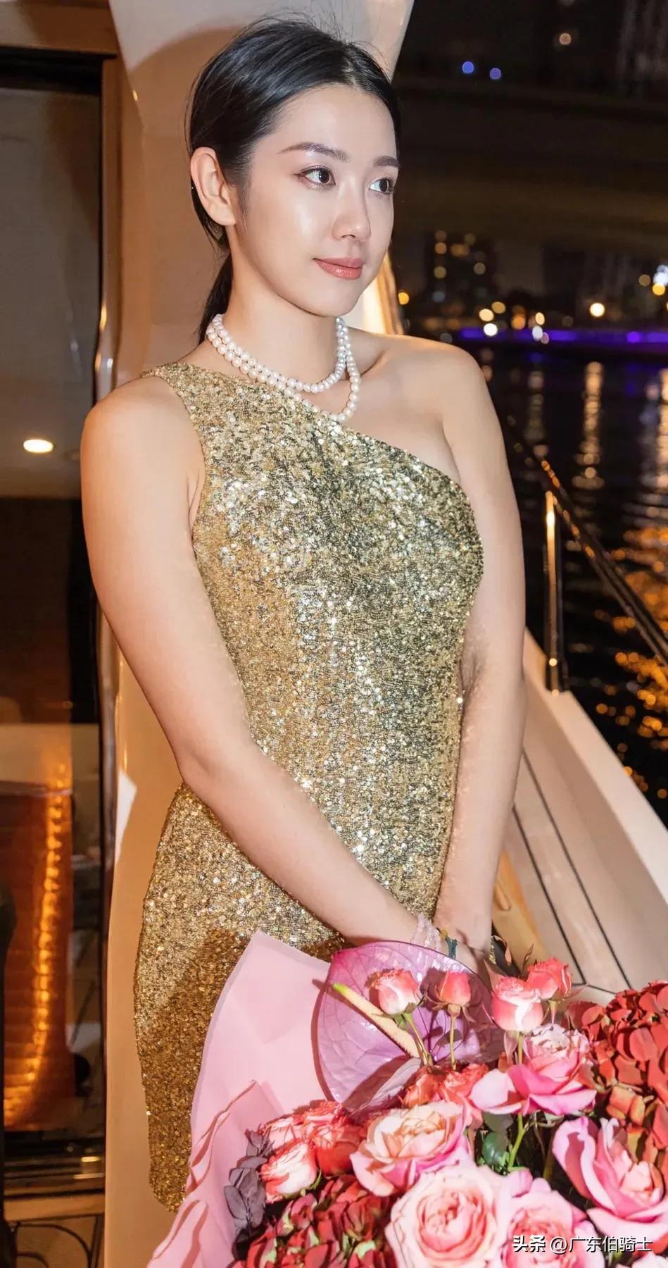 Selected photos of host Zhang Ruixue (2) - iNEWS