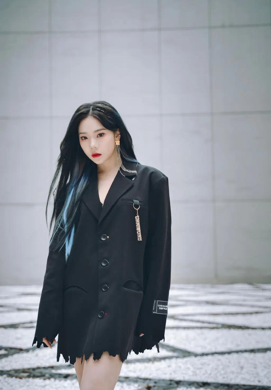 Mingyang Entertainment - Beauty Star - Zhang Zining - iNEWS