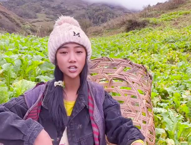 The 19-year-old Internet celebrity Meng Yang set up a car overturned ...