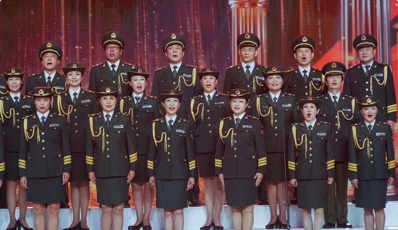 If you can't sing, don't pretend to be a singer! These 4 military ...