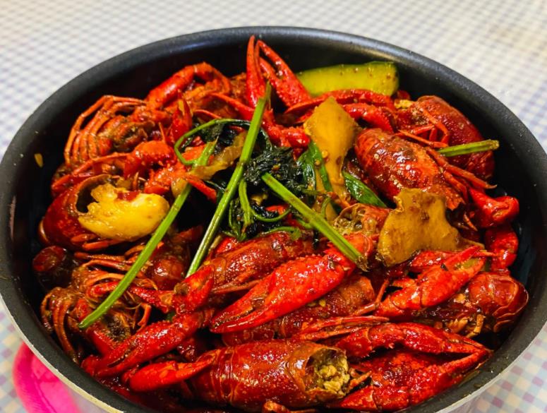 Tips for making crayfish: the meat is firm and tastes good, making you ...