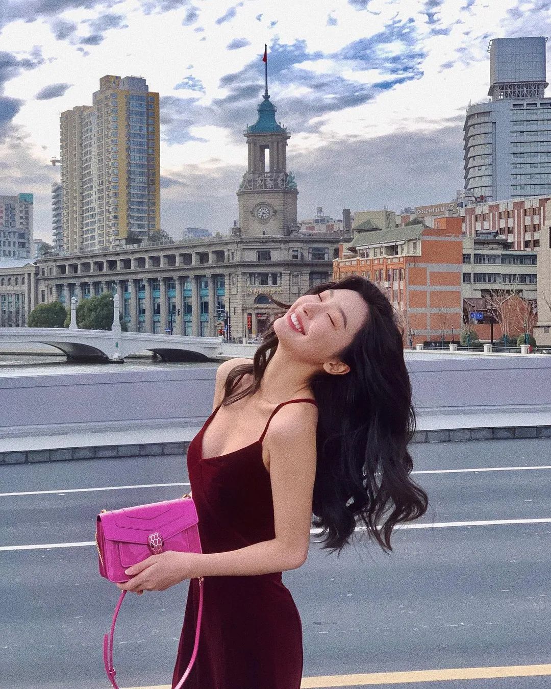 Yi Mengling, who is only returning to the show!Sister is so beautiful ...