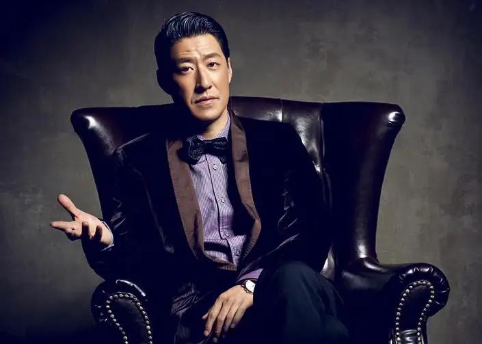 In the entertainment circle where handsome guys are flying all over the ...